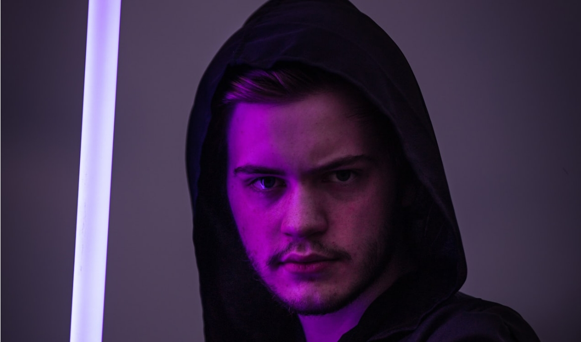 Standard Lightsaber Lengths: What Are They?